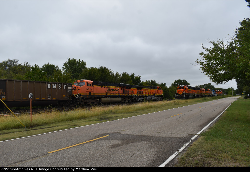 BNSF 554 2029 2037 2099 2260 2362 2051 2285 2041 2264 5795 5686